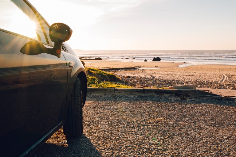 Now travel carefree on road with Allianz Roadside Assistance.